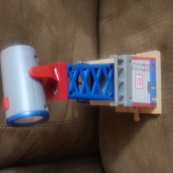 Mattel | Toys | Thomas Friends Wooden Railway Ssrc Spotlight ...